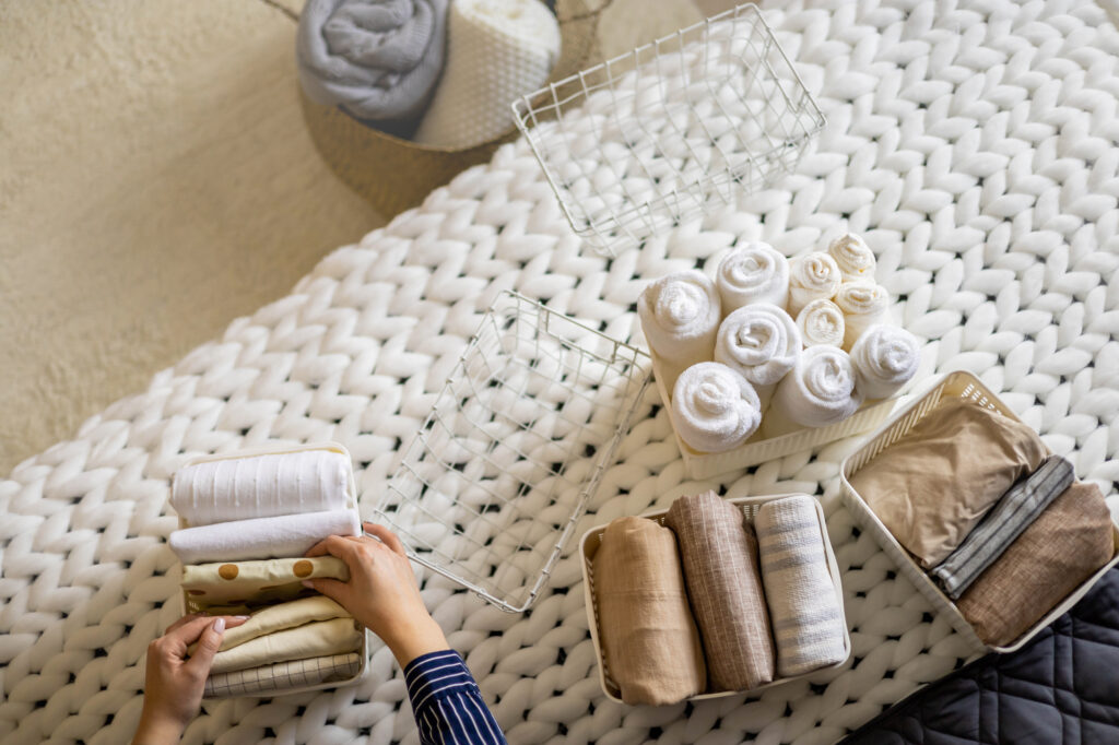 Decluttering Made Easy: 10 Steps to a Cleaner Home